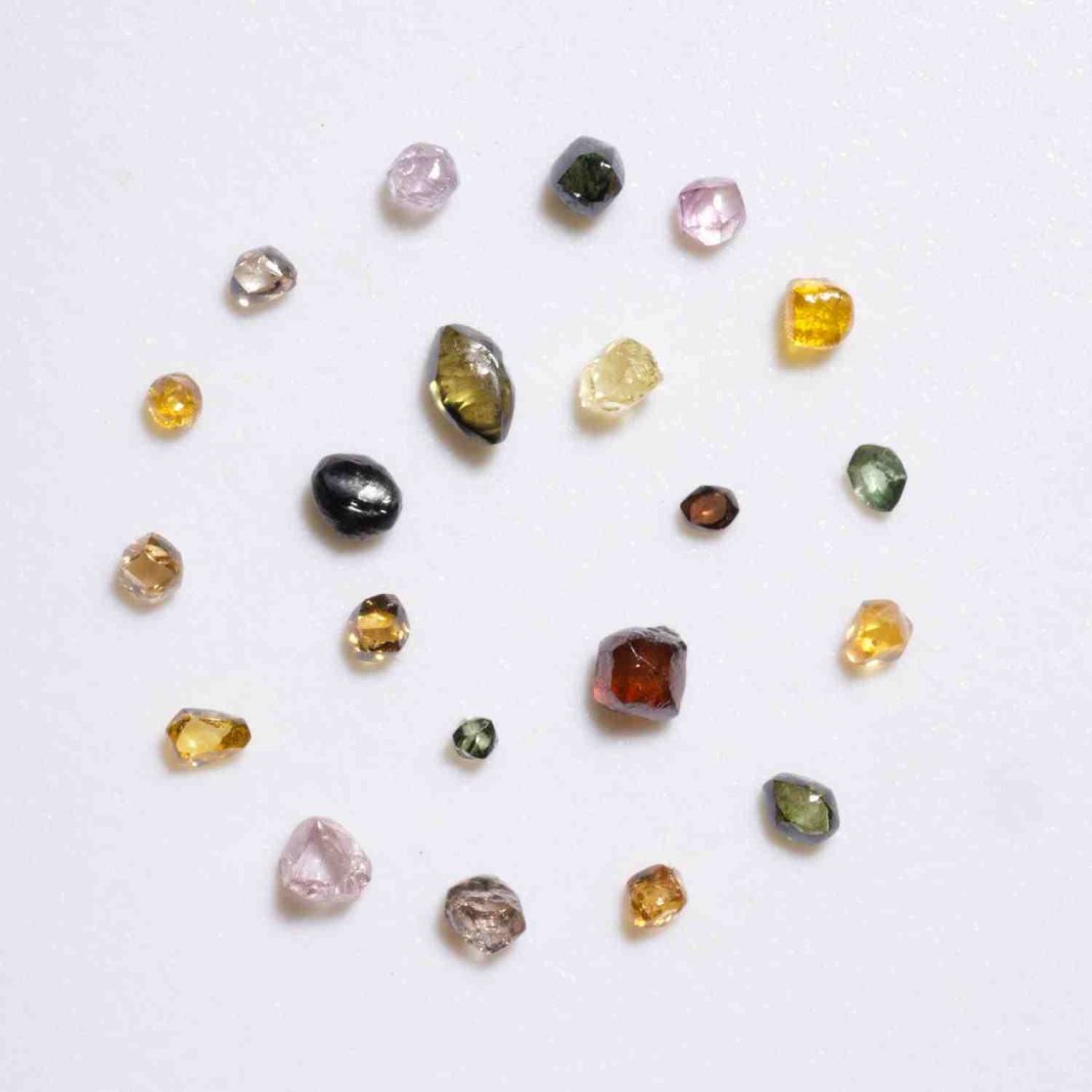 Diamond collection brings deep Earth to the surface | Geology Page