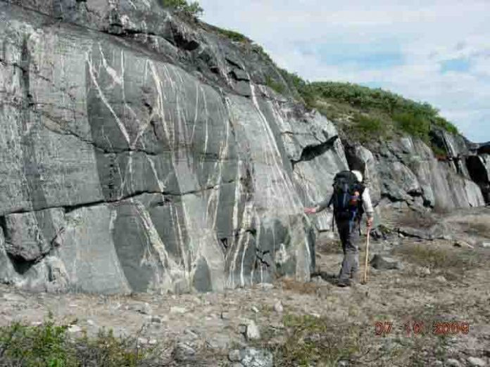 Earth's first example of recycling - its own crust! | Geology Page