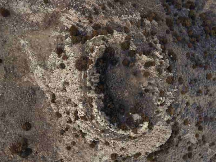 Secondary cratering on Earth: The Wyoming impact crater field | Geology ...